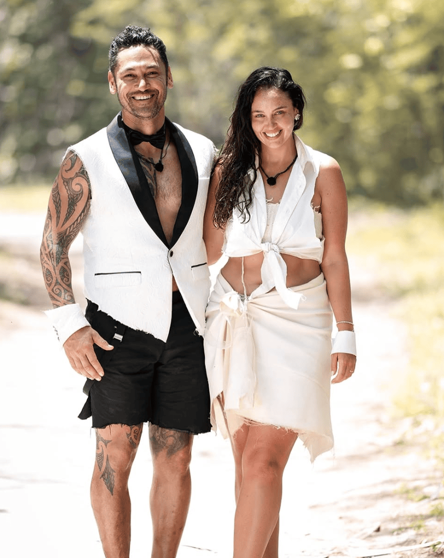 Which Stranded on Honeymoon Island couples are still together?